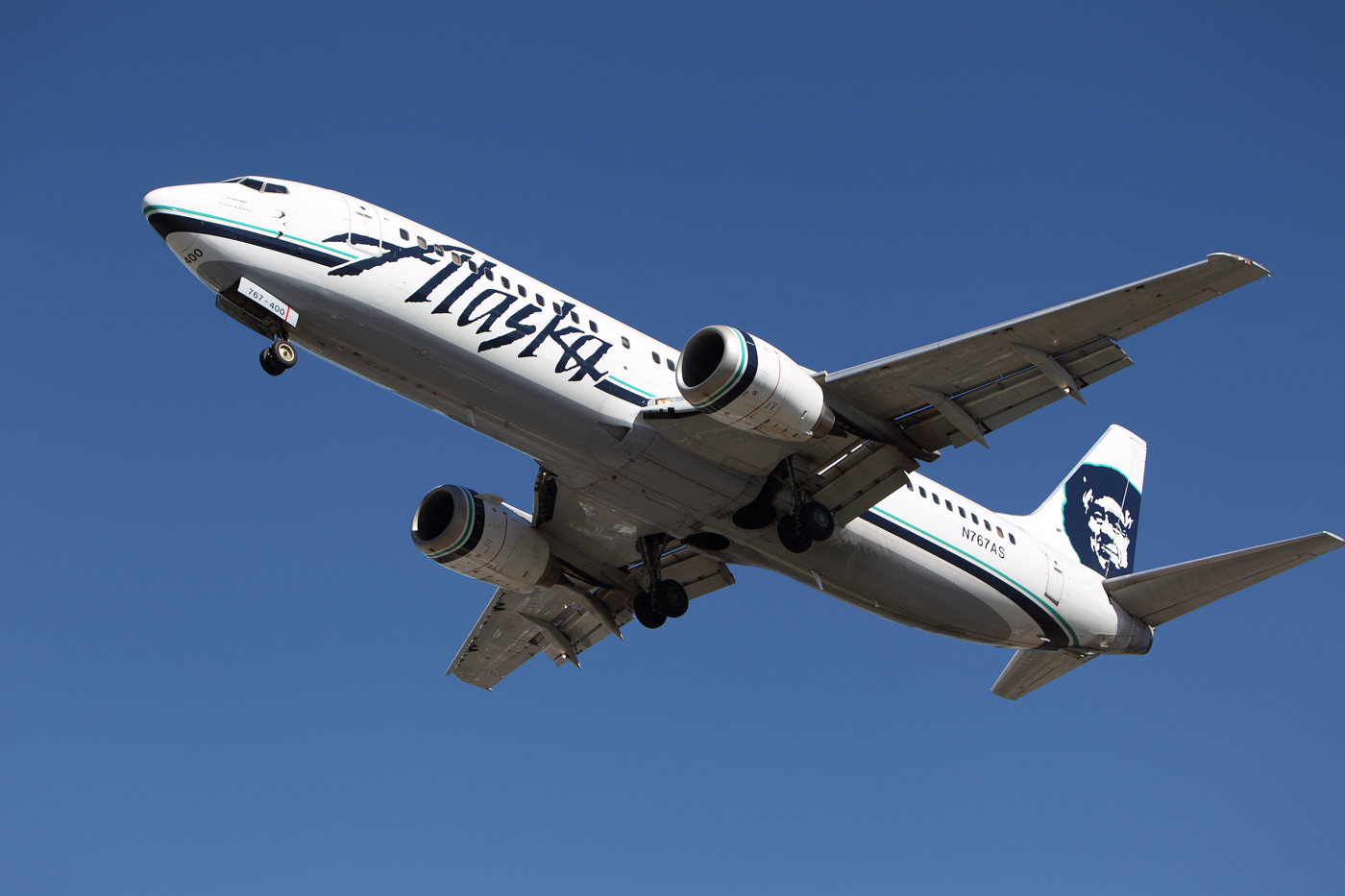 Alaska Air Group Stock Flies Higher on Upgrade